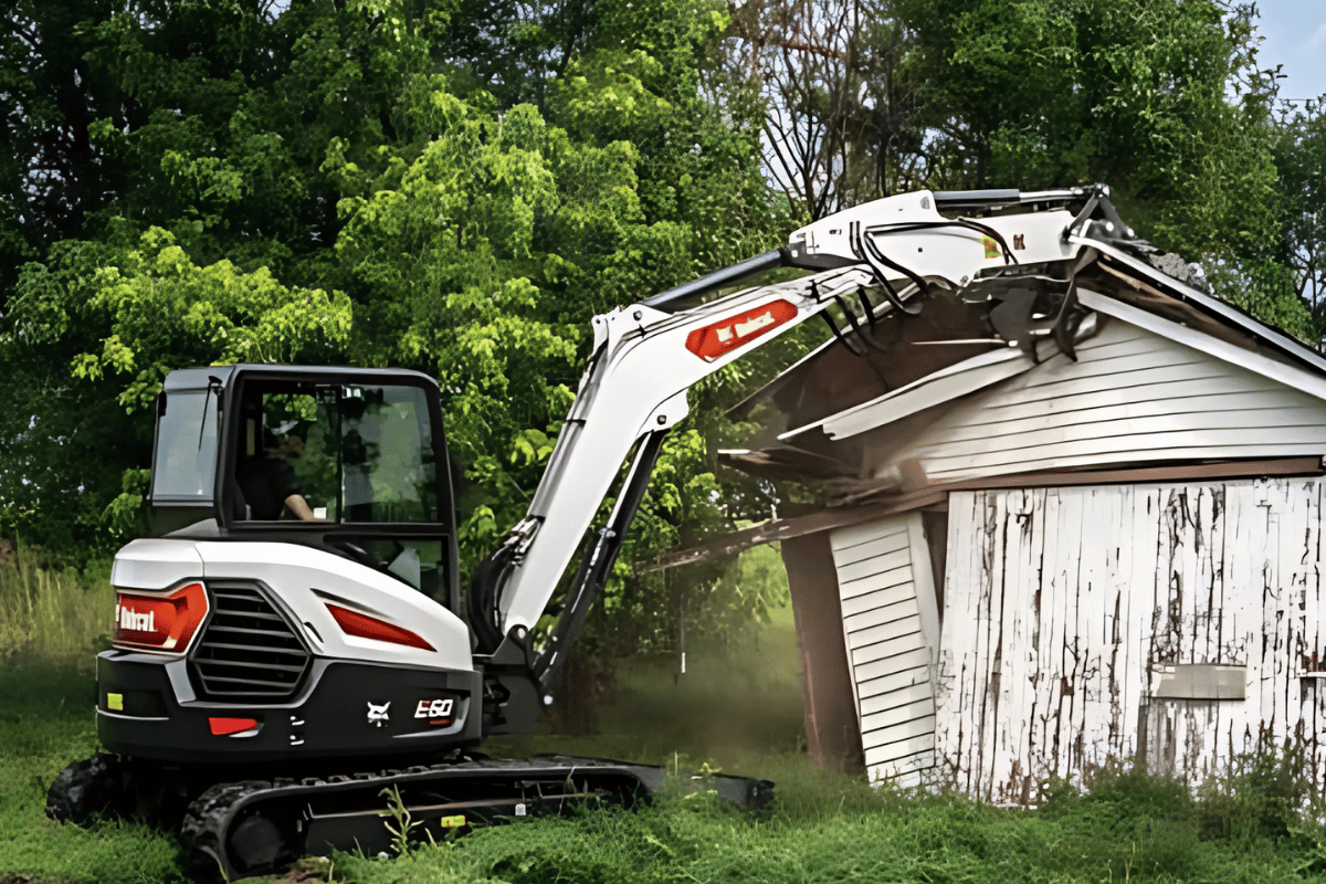 Diesel vs Gasoline Mini Excavators: Which Engine is Best for You?